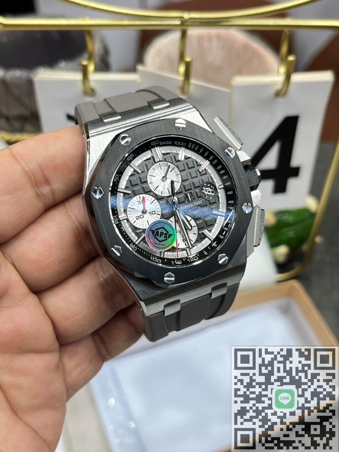 APS工場 オーデマピゲ ロイヤルオークオフショア26400 44MM スレートグレー文字盤 セラミックベゼル グレーラバーベルト チタンケース スケルトンケースバック Cal.3126 ...