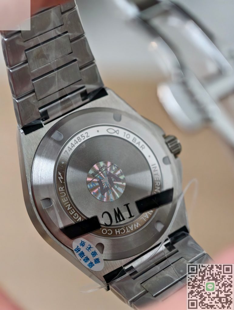 V7工場 IWC インヂュニア オートマチック 40mm IW328908 グリーン文字盤 ステンレススチール 自動巻きムーブメント スパー ...